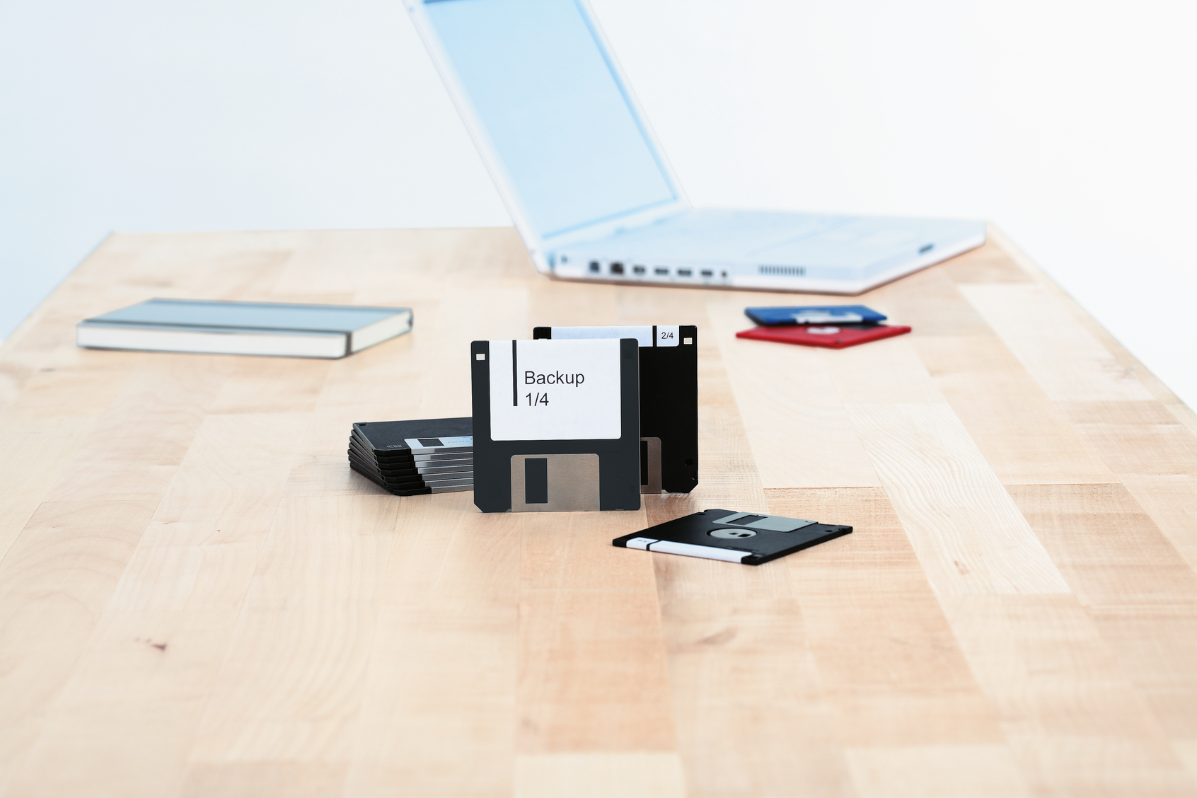 DiSK Labels 3.5 Inch A4, 70 x 67.7mm, White, Permanent Adhesion ...